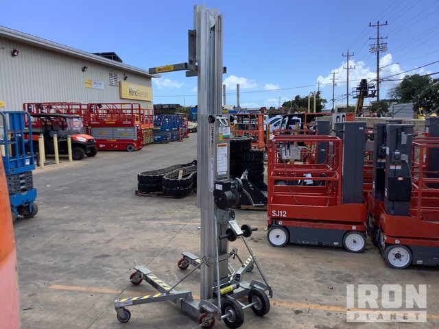 Sumner 2615 Material Hoist in Kapolei, Hawaii, United States ...