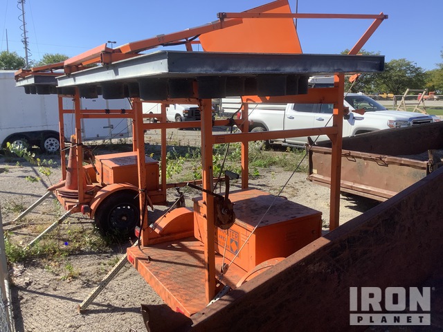 Arrowmaster Solar Arrow Board in Davenport, Iowa, United States ...