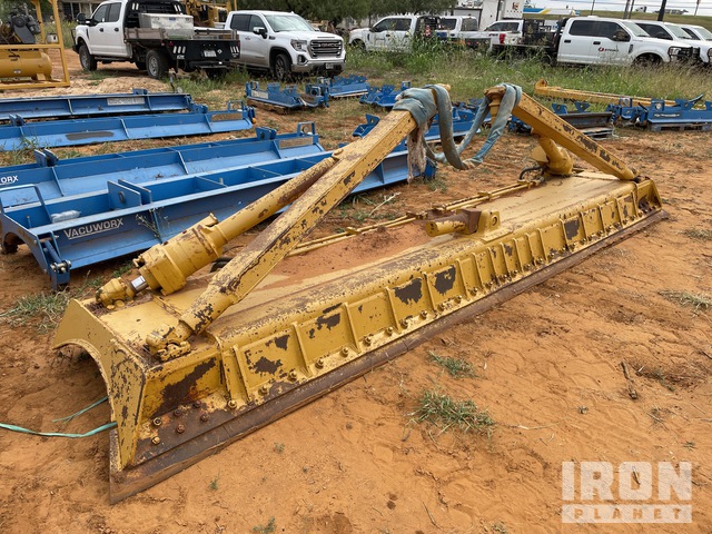 16 ft 7 in Angle Dozer Blade in Dilley, Texas, United States ...