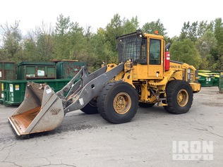 2006 Volvo L60E Wheel Loader in Liverpool, New York, United States ...