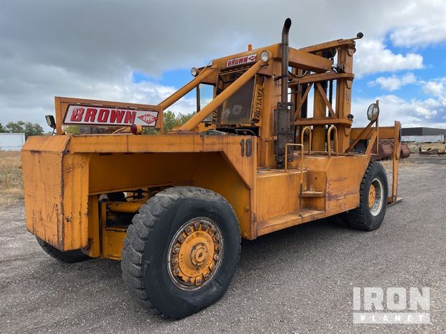 1969 Taylor Y-52-W0M 52000 lb Pneumatic Tire Forklift in Michigan City ...