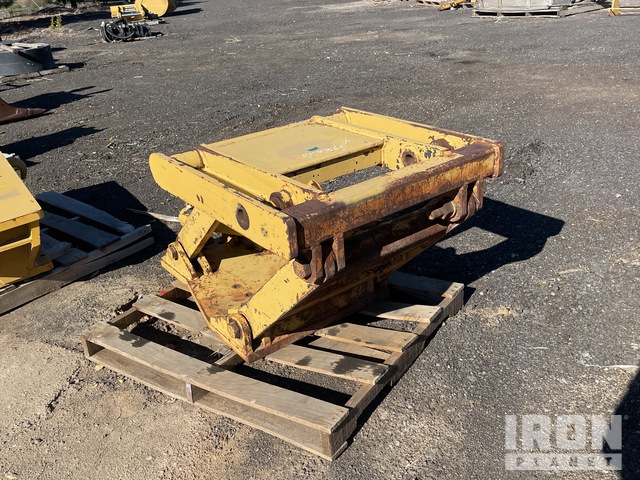 Front Lift Group - Fits Cat 140 in Aurora, Colorado, United States ...