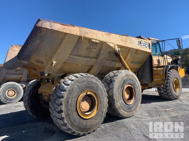 2004 John Deere 400D Articulated Dump Truck in Pounding Mill, Virginia ...