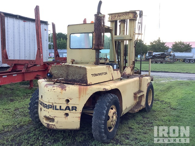Cat B15 15000 lb Rough Terrain Forklift in Selbyville, Delaware, United ...