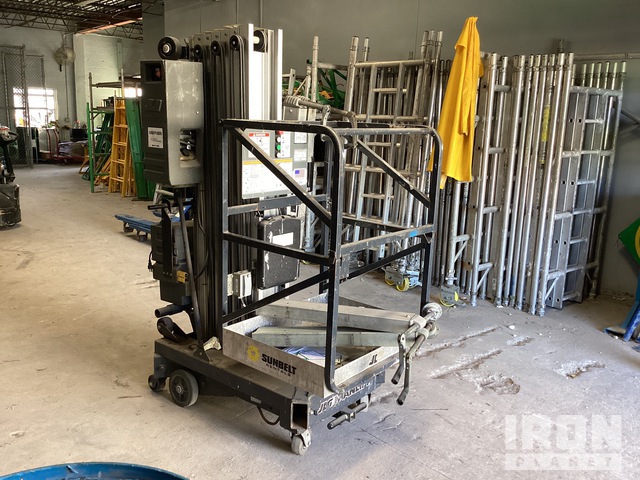 2015 JLG 30AM Vertical Mast Lift in FORT LAUDERDALE, Florida, United ...