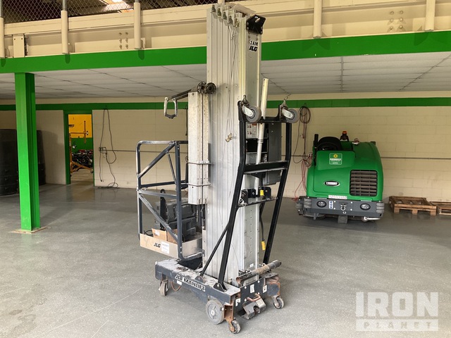 2015 JLG 41AM Vertical Mast Lift in East Peoria, Illinois, United ...