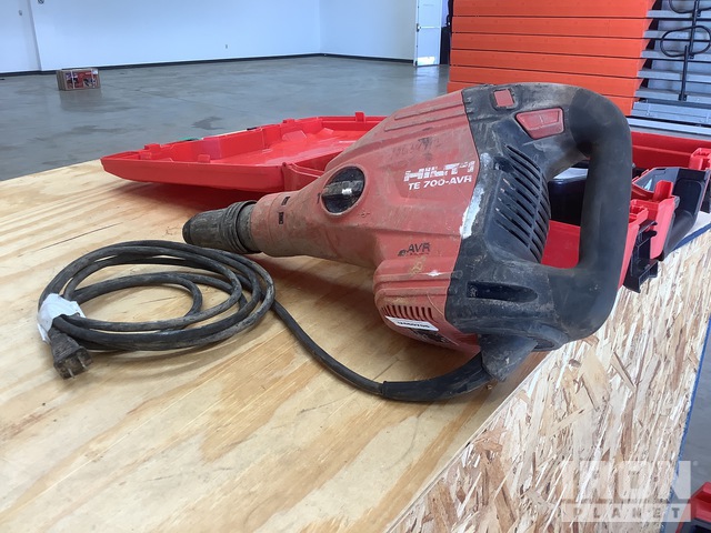 2021 Hilti TE 700-AVR Demolition Breaker in Medford, Minnesota, United ...