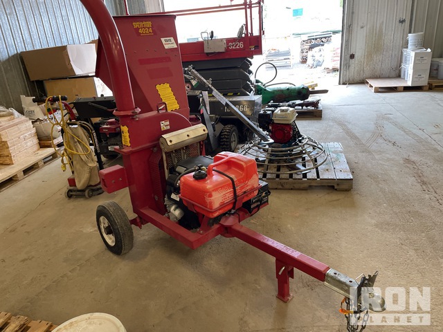 2017 Split-Fire 4024 Tow-Behind 4024 Wood Chipper in PEMBROKE, Ontario ...