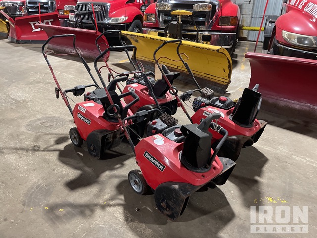 Quantity of (4) Snapper SS822E Snow Blower in Cedarburg, Wisconsin ...