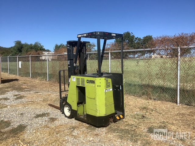 Clark ESMII-15S Electric Forklift in Springtown, Texas, United States ...