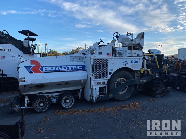 2015 Roadtec RP190E Wheel Asphalt Paver