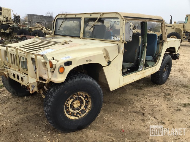 Surplus 1994 AM General M1097A1 HMMWV 4 Door Soft Top w/Truck Body in ...