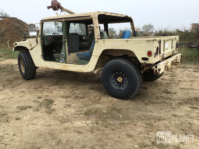 Surplus 1994 AM General M1097A1 HMMWV 4 Door Soft Top w/Truck Body in ...
