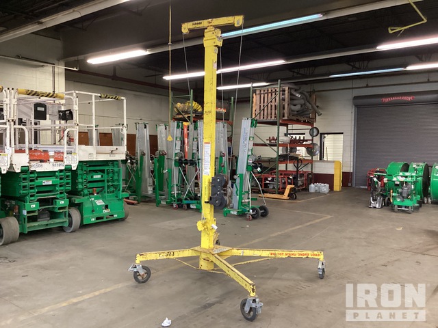 2014 Sumner R250 Material Hoist in WARWICK, Rhode Island, United States ...
