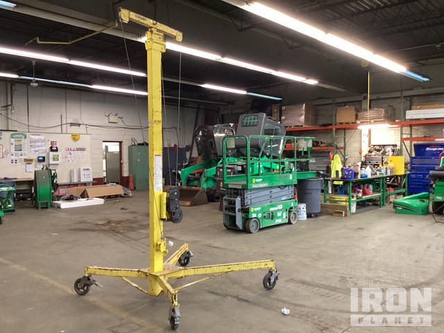 2014 Sumner R250 Material Hoist in WARWICK, Rhode Island, United States ...