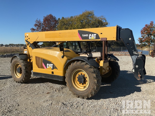 2014 Cat TL642C Telehandler in Jonesboro, Arkansas, United States ...