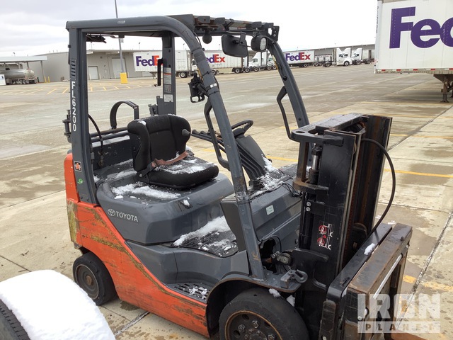 2012 Toyota 8FGCU20 4000 lb Cushion Tire Forklift in Northwood, Ohio ...