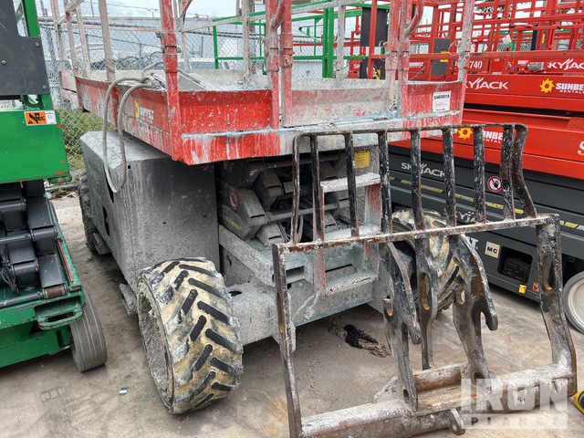 2014 Skyjack 6826 RT Diesel 4x4 Scissor Lift in MIAMI, Florida, United ...