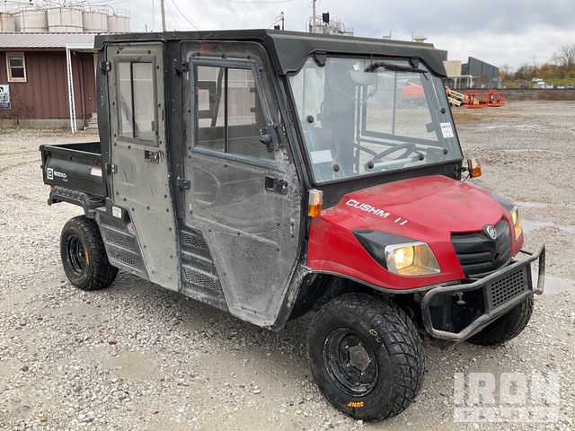 2016 Cushman Hauler 4X4 Diesel Crew Utility Cart in Terre Haute ...