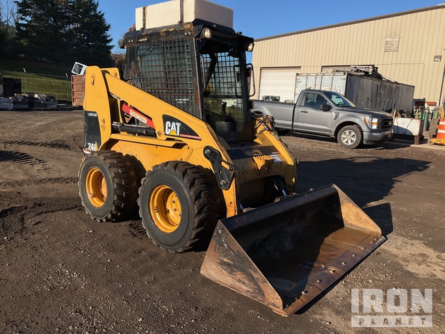 2003 Cat 248 Skid Steer Loader in Califon, New Jersey, United States ...