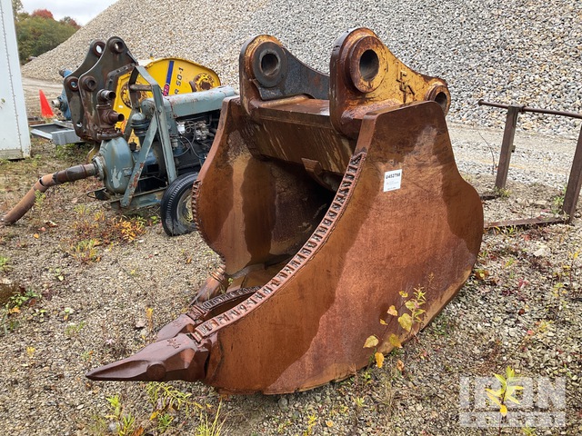 Leading Edge Attachments 52 in Bucket Excavator Ripper - Fits Cat 385 ...