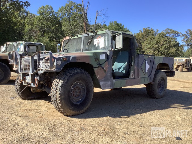 Surplus 2002 AM General M1097A2 HMMWV 2 Door Soft Top w/Truck Body in ...