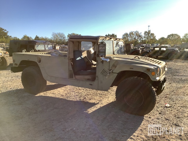 Surplus 2007 AM General M1097A2 HMMWV 2 Door Soft Top w/Truck Body in ...