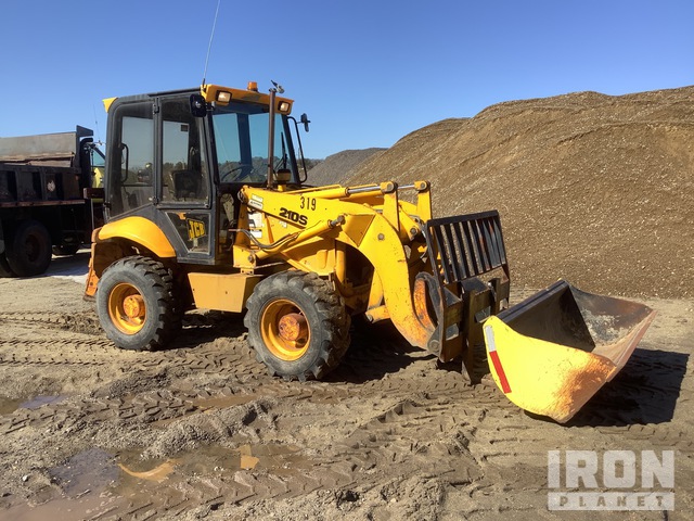 1992 JCB 210S 4x4 Backhoe Loader in Topsham, Maine, United States ...