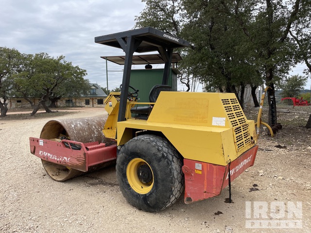 2006 Dynapac CA141D Smooth Drum Compactor in Blanco, Texas, United ...