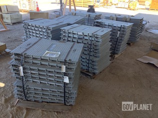 Surplus (74) Inwesco Diamond Plate Access Doors in Yermo, California ...