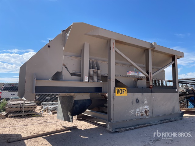 2017 Lippmann LF5120 4 ft 3 in x 20 ft Aggregate Feeder in Midland ...