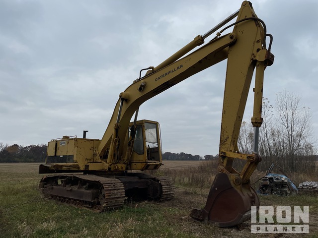 1983 Cat 235 Tracked Excavator in Round Lake, Illinois, United States ...