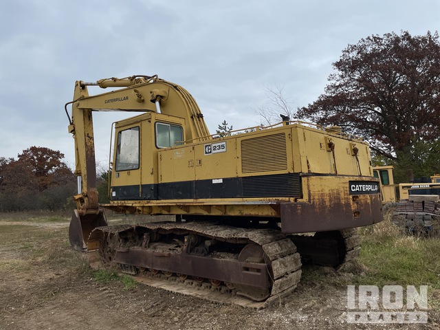 1983 Cat 235 Tracked Excavator in Round Lake, Illinois, United States ...