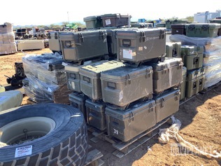 Surplus (26) General Mechanic's Tool Kits Tool Boxes in Red Rock ...