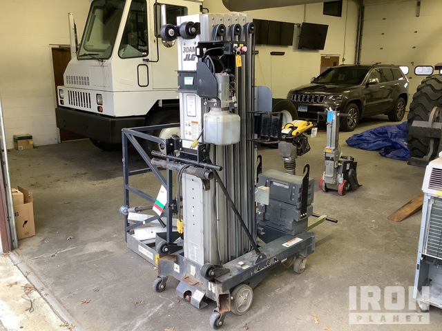 2016 JLG 30AM-DC Electric Vertical Mast Lift in North Franklin ...