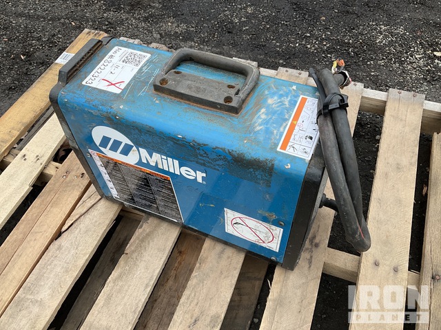 2012 Miller CST-280 280 A Multi-Process Electric Welder in North East ...