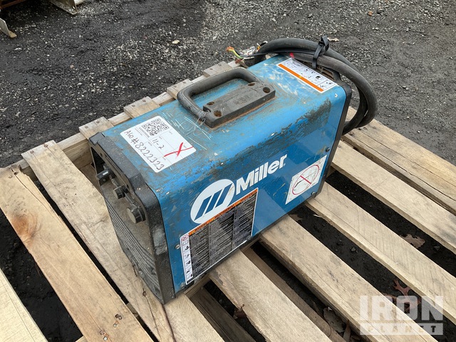 2012 Miller CST-280 280 A Multi-Process Electric Welder in North East ...