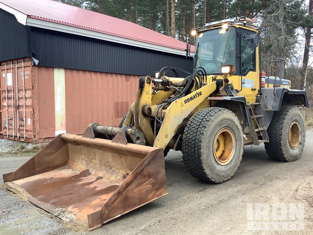 2001 Komatsu WA320-3H Wheel Loader