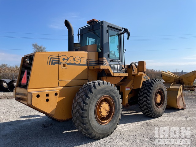 1996 Case 621B Wheel Loader in Ottawa, Illinois, United States ...