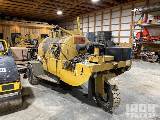 2014 Ditch Runner Turbo Pro Ride-On Pavement Sealer in Oak Ridge ...