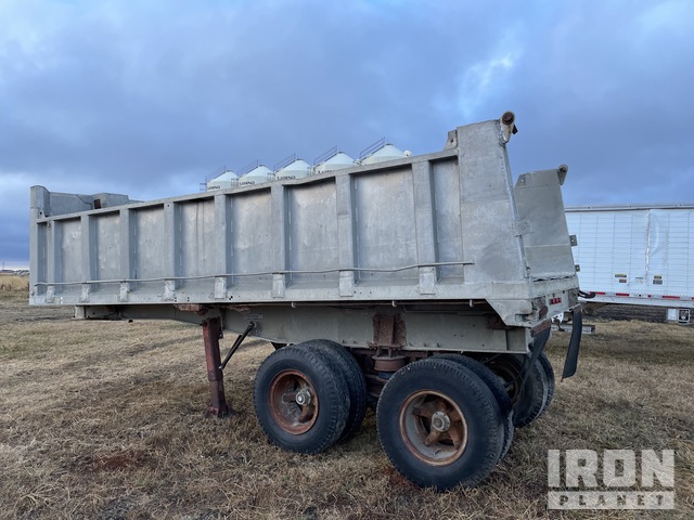 1975 Canadian Trailmobile 22 ft T/A End Dump Trailer in Winnipeg ...