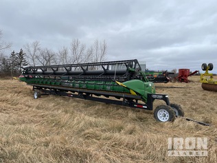 John Deere 635F 35 ft Combine Header - Fits John Deere T670 in Winnipeg ...