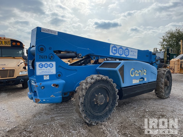 2015 Genie GTH-844 Telehandler in Lake Worth, Texas, United States ...