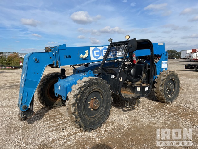 2015 Genie GTH-844 Telehandler in Lake Worth, Texas, United States ...