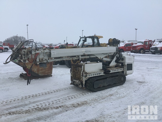 2006 Altec DB35 Tracked Digger Derrick in Maple Lake, Minnesota, United ...