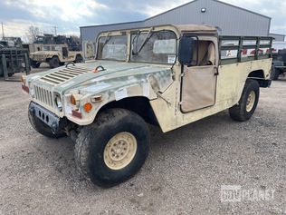 Surplus 2006 AM General M1097 HMMWV 2 Door Soft Top w/Truck Body in ...