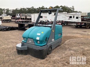 Tennant S-20 Ride-On Floor Sweeper in Humble, Texas, United States ...