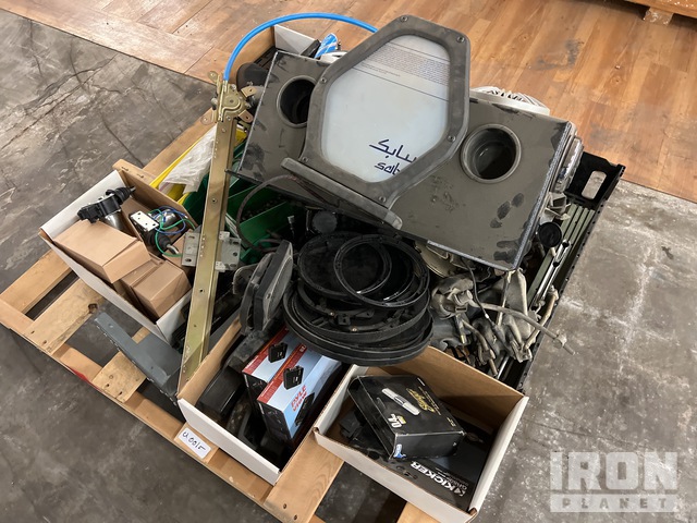 Surplus Assorted HMMWV Humvee Parts in Augusta, Kansas, United States ...