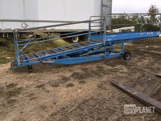 Surplus Tronair 04-6005-1100 Maintenance Platform in Lytle, Texas ...