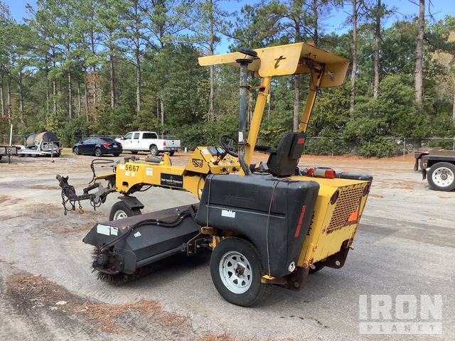 2002 Terramite TSS38 Self-Propelled Broom in Burgaw, North Carolina ...